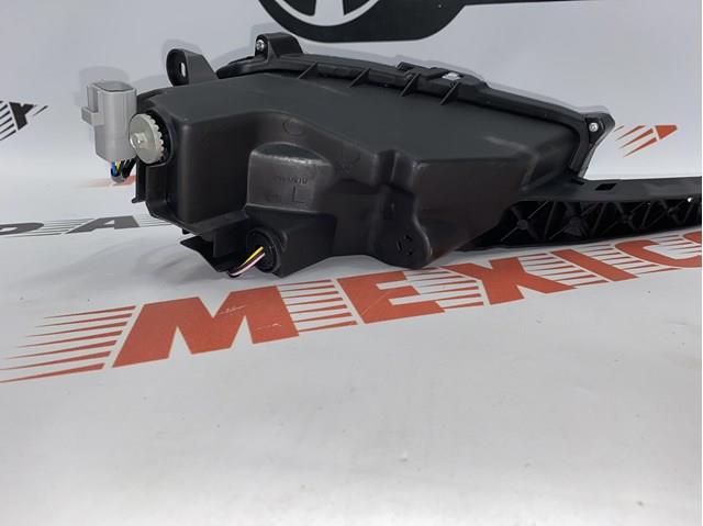 8122078020 Toyota фара противотуманная левая