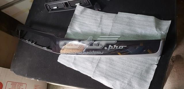 51459166649 BMW декор накладка торпедо справа