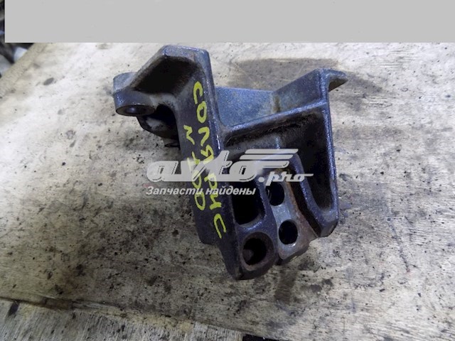 4312032050 Hyundai/Kia кронштейн кпп accent 11- (бу)