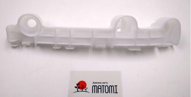 6400F776 Mitsubishi кронштейн бампера переднего правый