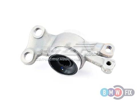31126874341 BMW кронштейн попереч.рыч.с резиномет.шар.л