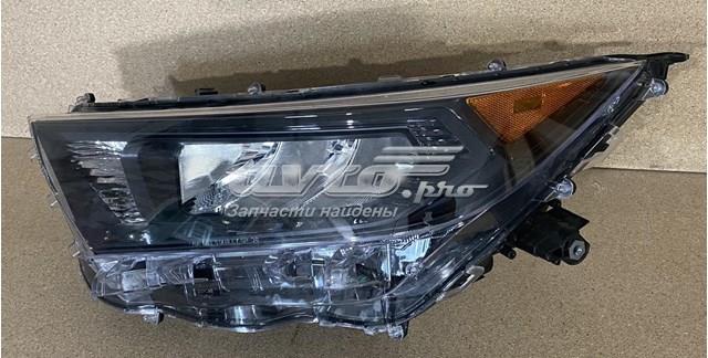 811500R150 Toyota фара левая