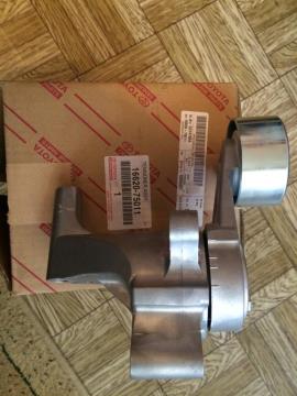 1662075011 Toyota натяжитель приводного ремня