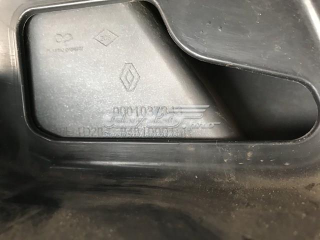848107837R Renault (RVI) Накладка багажника (двери 3/5-й задней)