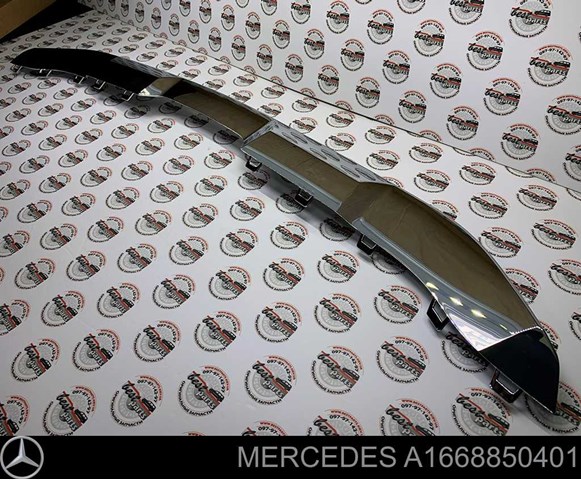 A1668850401 Mercedes накладка бампера декоративна