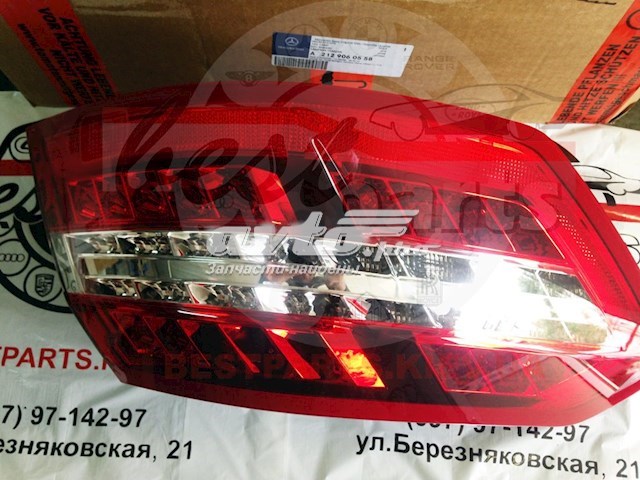 A2129060558 Mercedes задний левый внешний фонарь