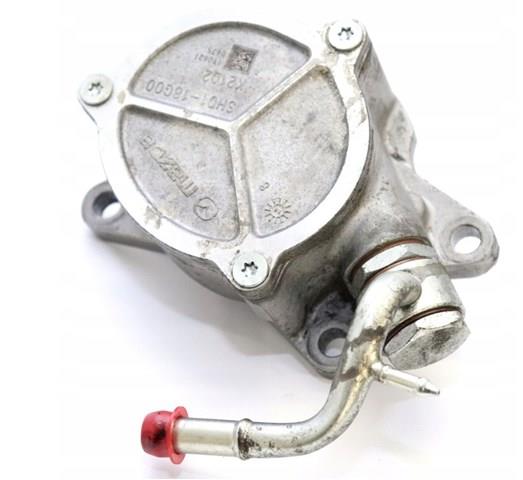 SH1518G00 Mazda насос вакуумный