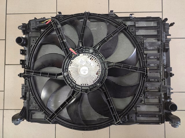 A0995000501 Mercedes | Радиатор охлаждения двигателя A0995000501 купить ...