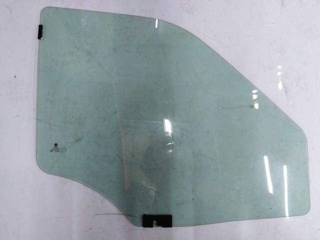 51893658 Fiat/Alfa/Lancia стекло двери передней правой