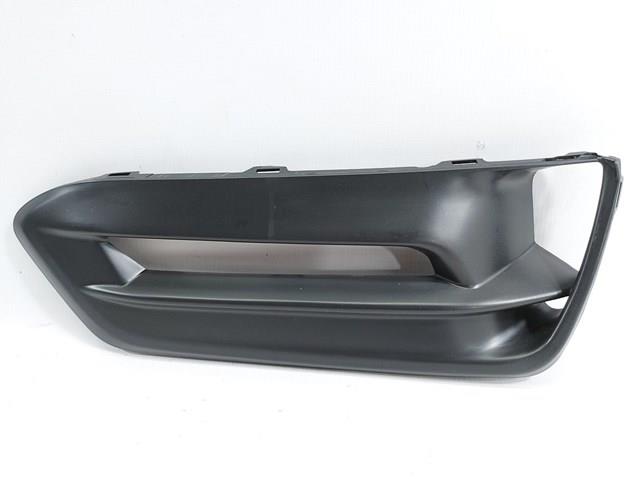 71107TVAA10 Honda Решетка бампера переднего левая