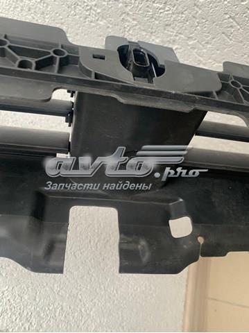 51137497285 BMW диффузор радиатора охлаждения нижний