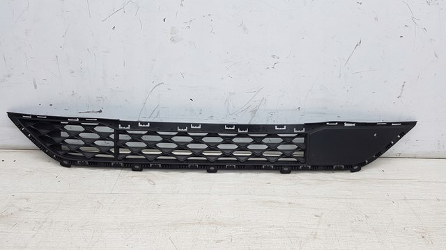 86561D7510 Hyundai/Kia решетка бампера переднего центральная