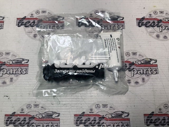 A0014212686 Mercedes пыльник направляющей суппорта к-т 2 шт
