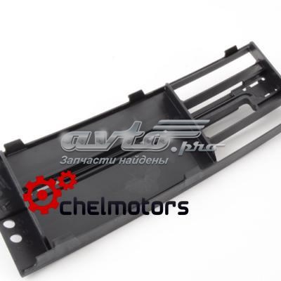 51117295268 BMW решетка бампера правая (r bmw 7'f01/f02 (08-15))