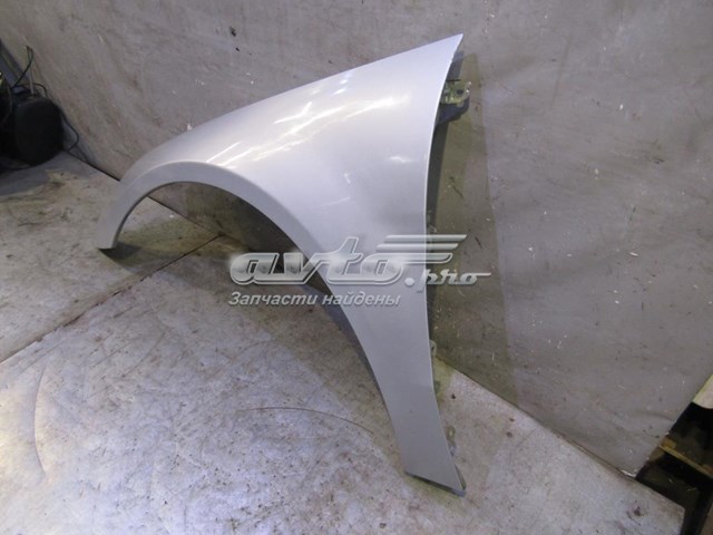 A2518800106 Mercedes крыло переднее левое