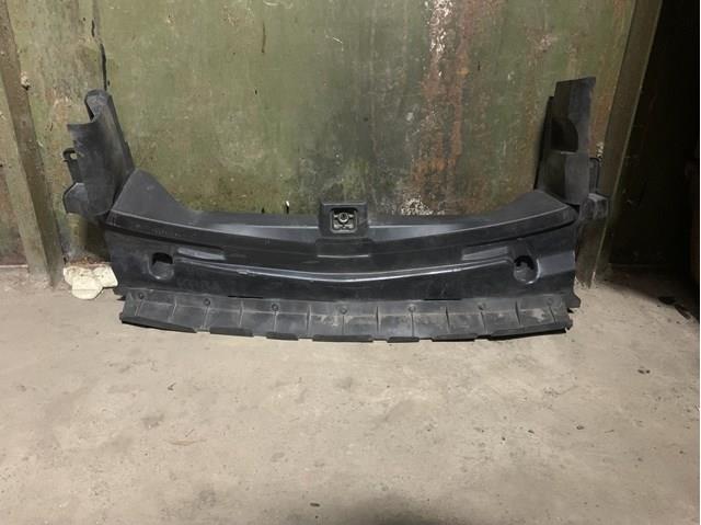 KB8A501C0C Mazda воздуховод панели радиатора