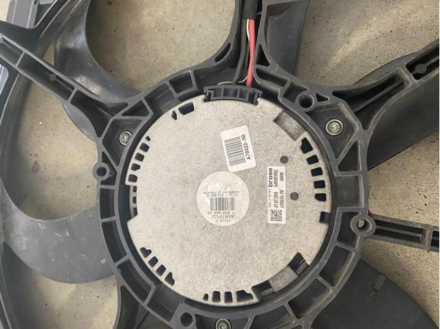 17427634467 BMW диффузор радиатора охлаждения, в сборе с мотором и