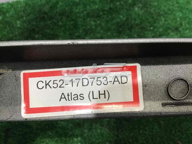 LR087227 Land Rover молдинг бампера заднего левый