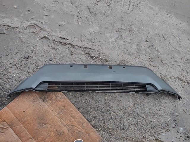 5311342121 Toyota Решетка бампера переднего центральная