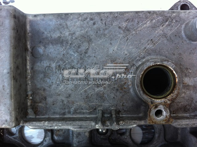 A6110160605 Mercedes крышка клапанная