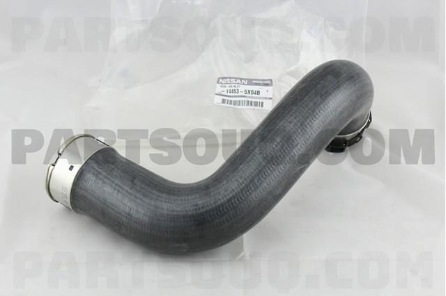 144635X04B Nissan шланг (патрубок интеркуллера верхний левый)