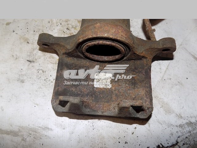 4605A475 Mitsubishi суппорт тормозной передний левый