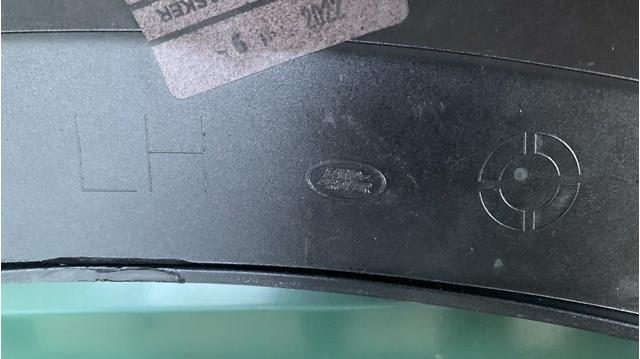 LR010632 Britpart расширитель (накладка арки переднего крыла левый)