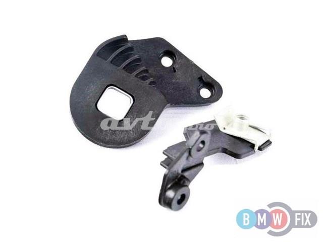 63117401168 BMW кронштейн (адаптер крепления фары передней правой)