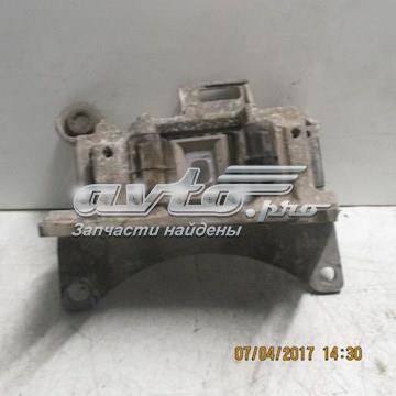 112200014R Renault (RVI) подушка (опора двигателя левая)