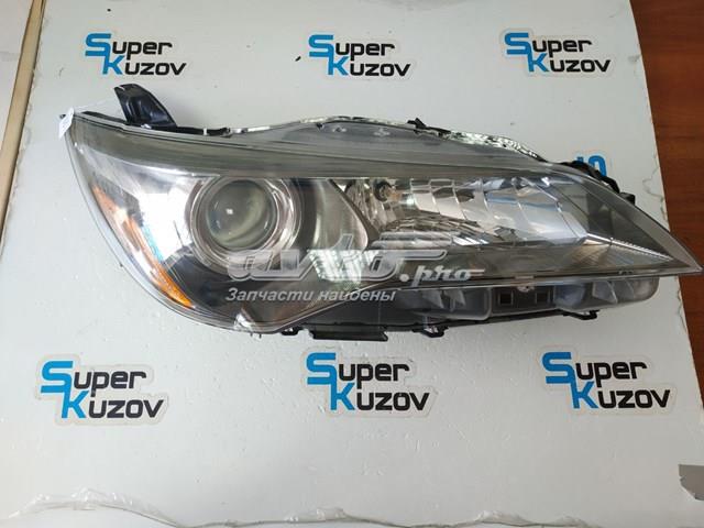 8111006C70 Toyota Фара правая