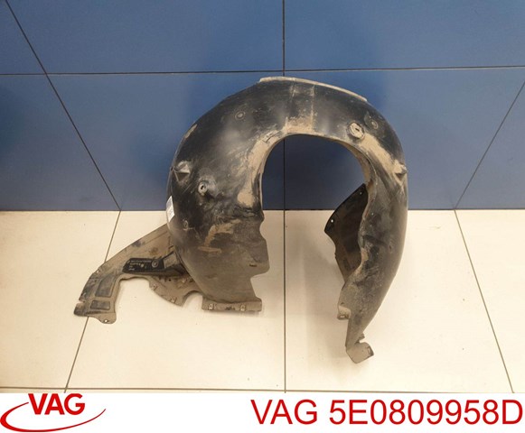 5E0809958D VAG подкрылок передний правый