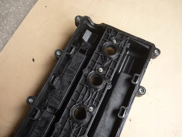 55560686 General Motors клапанная крышка