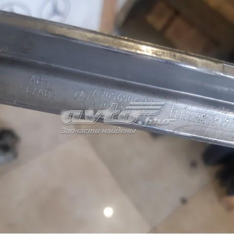 2056906402 Mercedes | Молдинг двери задней правой 205 690 64 02 купить ...