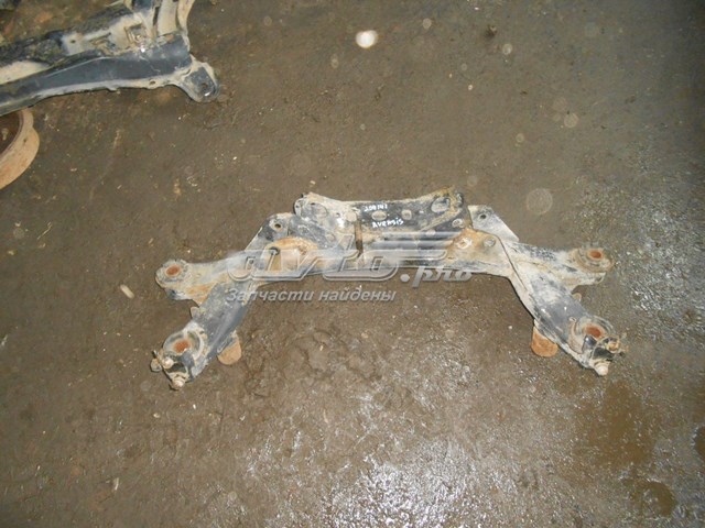 5120605061 Toyota балка задней подвески (подрамник)