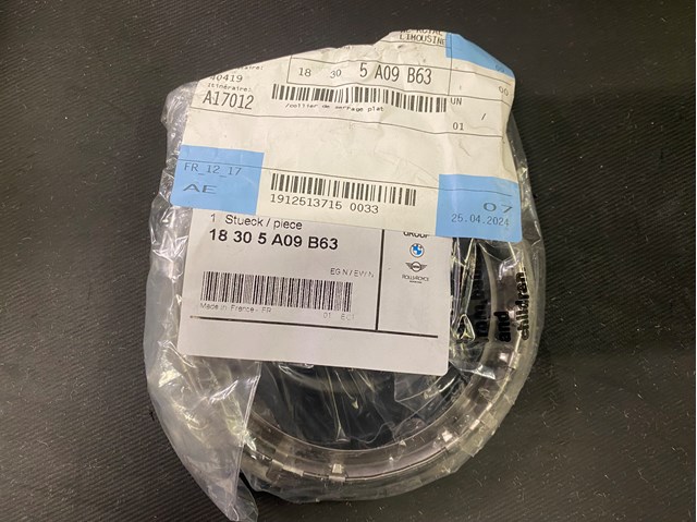 18305A09B63 BMW Соединительный хомут выпускного коллектора