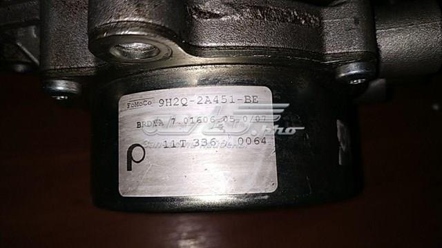 LR077839 Land Rover Насос вакуумный