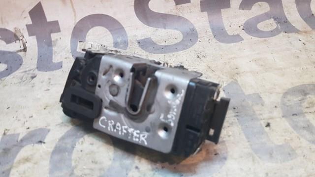 A9067304335 Mercedes замок двери боковой сдвижной правой