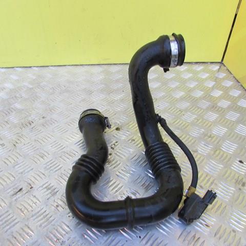 8200470985 Renault (RVI) Шланг (патрубок) интеркуллера правый