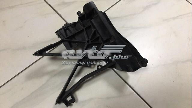 2136206400 Mercedes передняя рама