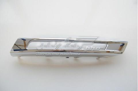 1668850874 Mercedes накладка бампера