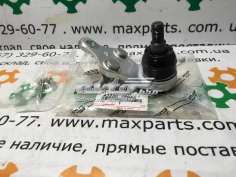 4333039775 Toyota шаровая опора нижняя правая