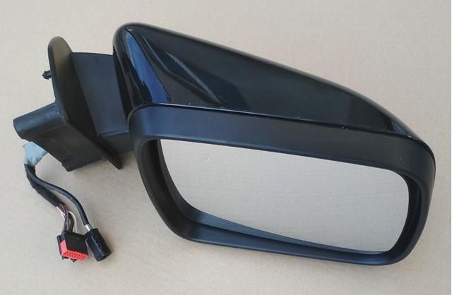 LR013763 Land Rover корпус зеркала заднего вида правого