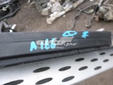 A1666900275 Mercedes накладка порога