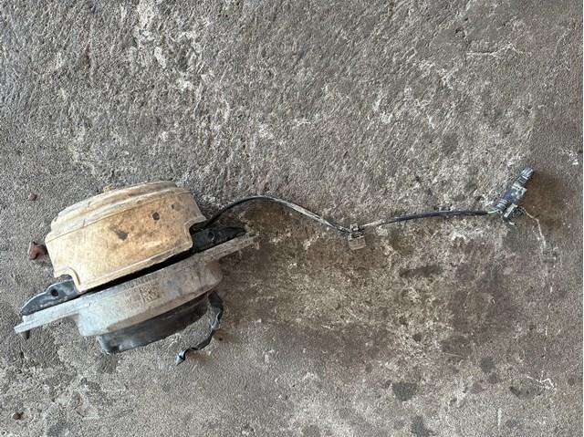 1662406217 Mercedes подушка (опора двигателя левая)