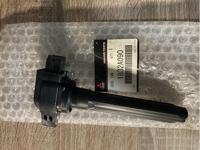 1832A090 Mitsubishi Катушка зажигания