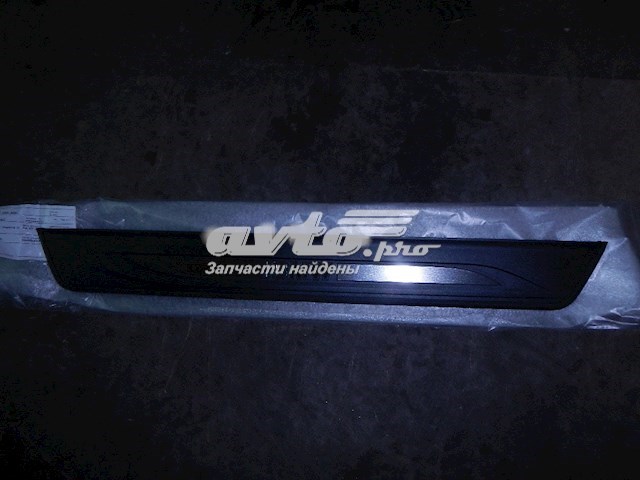 51477203602 BMW накладка