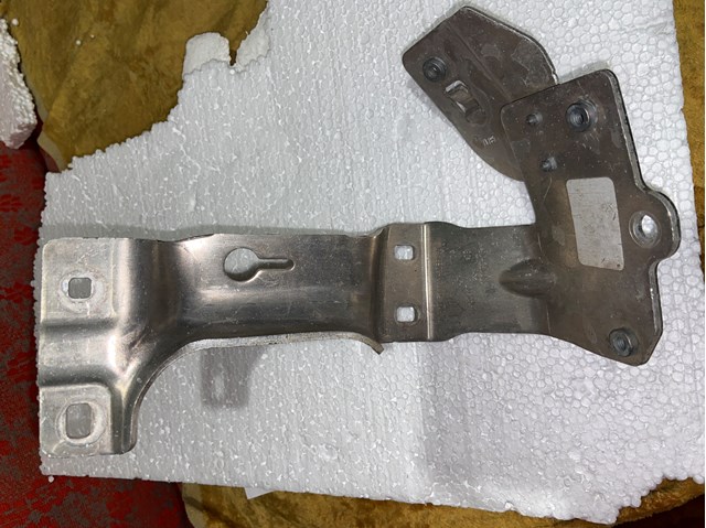 51118068453 BMW купить недорого