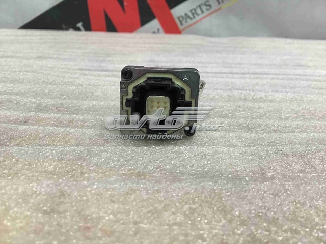 LR060915 Land Rover камера