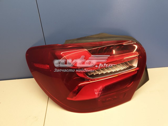 A1769065300 Mercedes фонарь задний левый