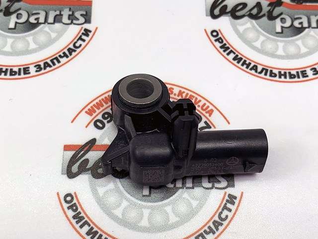 A2239052400 Mercedes датчик ускорения. оригинал 100%